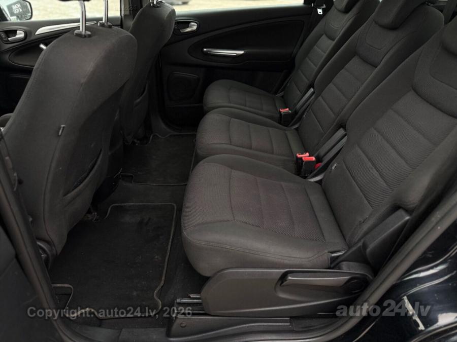 Melns Ford S-Max 2011 Tartu, ar dzinēja tilpumu 2.00 L un nobraukumu 329 tūkst. km par 3800 €, foto 10 vietnē AUTOMOTO.COM.LV