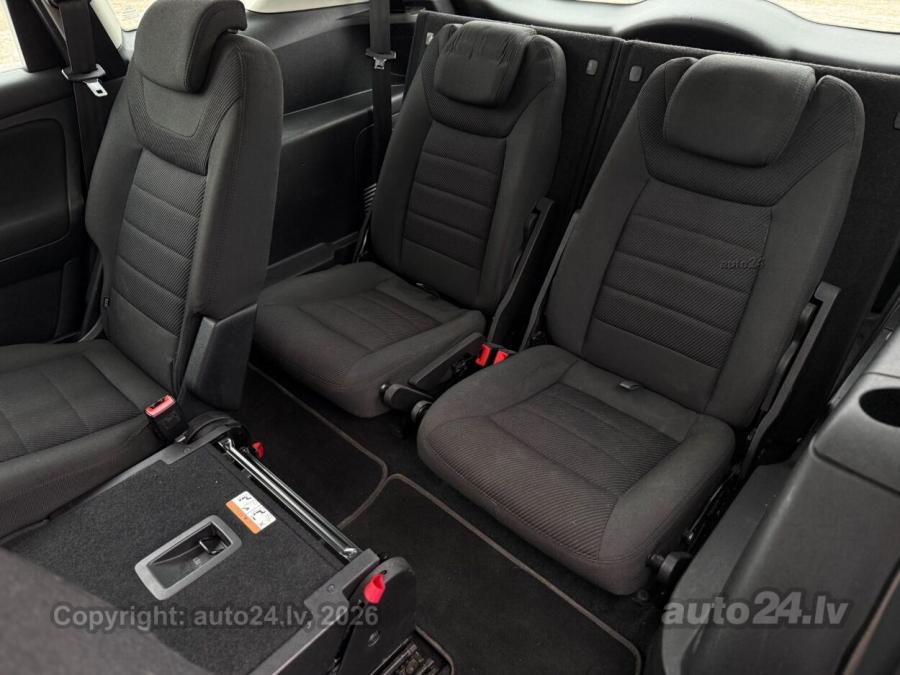 Melns Ford S-Max 2011 Tartu, ar dzinēja tilpumu 2.00 L un nobraukumu 329 tūkst. km par 3800 €, foto 11 vietnē AUTOMOTO.COM.LV