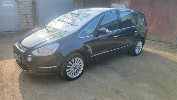 Black Ford S-Max 2011 in Prienai, with an engine capacity of 2.00 L and mileage of 323 thousand km for 5100 €, photo 2 on AUTOMOTO.COM.LV