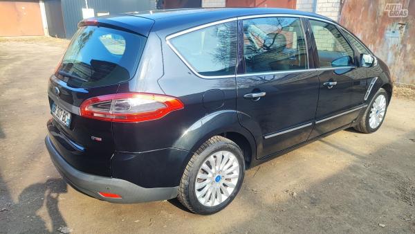 Black Ford S-Max 2011 in Prienai, with an engine capacity of 2.00 L and mileage of 323 thousand km for 5100 €, photo 5 on AUTOMOTO.COM.LV