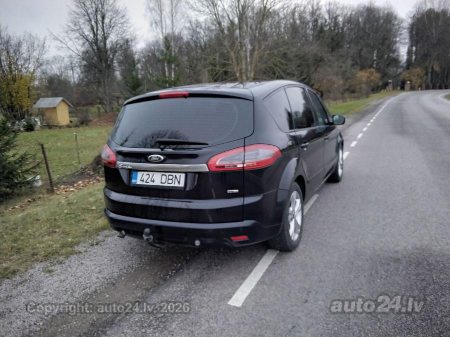 Black Ford S-Max 2011 in Tallinn, with an engine capacity of 2.00 L and mileage of 294 thousand km for 3800 €, photo 4 on AUTOMOTO.COM.LV
