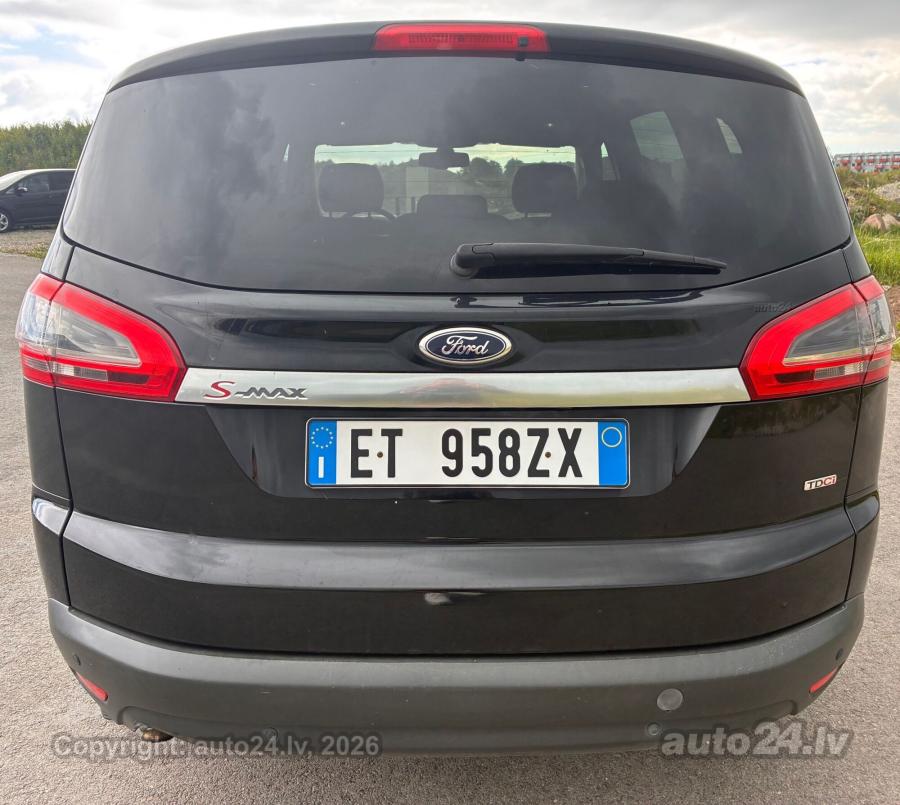 Black Ford S-Max 2011 in Tallinn, with an engine capacity of 2.00 L and mileage of 277 thousand km for 4099 €, photo 6 on AUTOMOTO.COM.LV