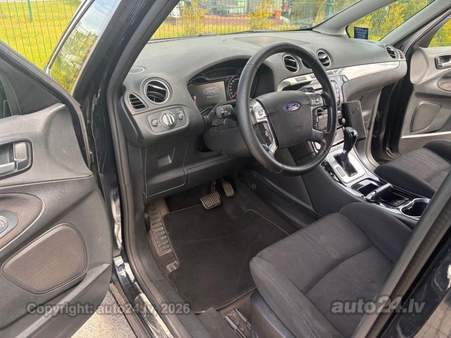 Black Ford S-Max 2011 in Tallinn, with an engine capacity of 2.00 L and mileage of 277 thousand km for 4099 €, photo 14 on AUTOMOTO.COM.LV