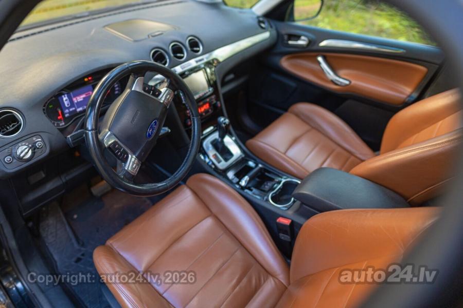 Black Ford S-Max 2011 in Tallinn, with an engine capacity of 2.00 L and mileage of 335 thousand km for 4700 €, photo 3 on AUTOMOTO.COM.LV