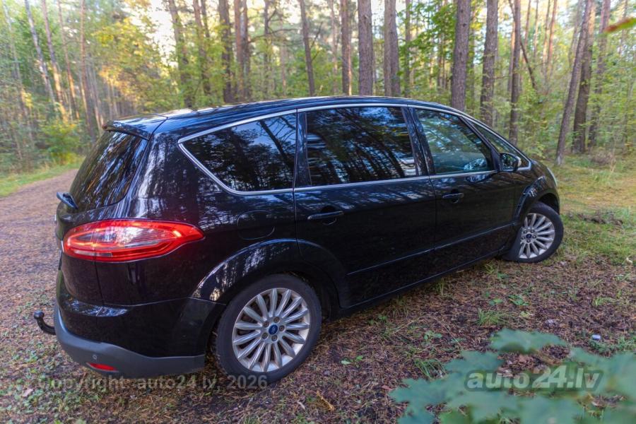 Black Ford S-Max 2011 in Tallinn, with an engine capacity of 2.00 L and mileage of 335 thousand km for 4700 €, photo 8 on AUTOMOTO.COM.LV
