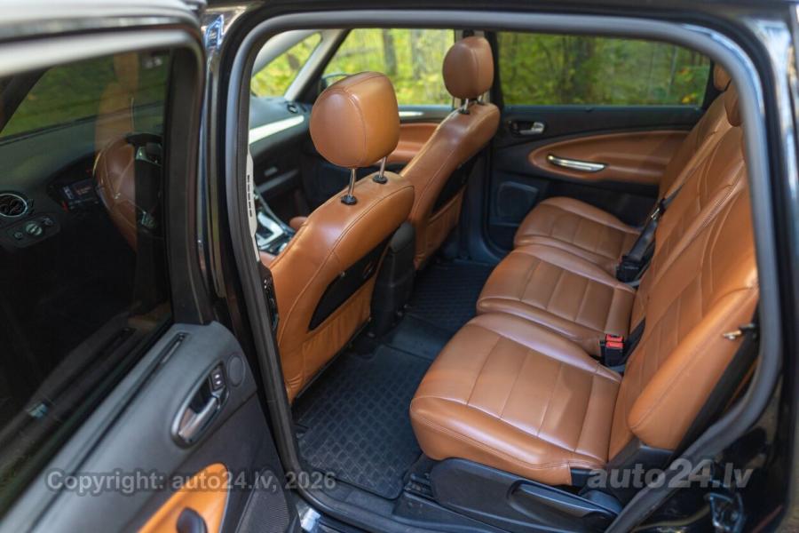 Black Ford S-Max 2011 in Tallinn, with an engine capacity of 2.00 L and mileage of 335 thousand km for 4700 €, photo 13 on AUTOMOTO.COM.LV