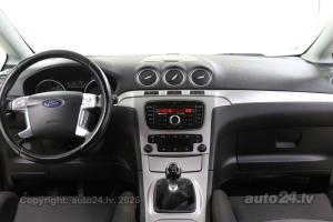 Melns Ford S-Max 2011 Tallina, ar dzinēja tilpumu 2.00 L un nobraukumu 184 tūkst. km par 5999 €, foto 7 vietnē AUTOMOTO.COM.LV