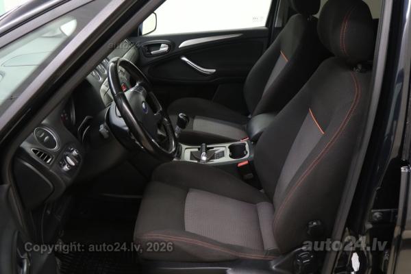 Black Ford S-Max 2011 in Tallinn, with an engine capacity of 2.00 L and mileage of 184 thousand km for 5999 €, photo 7 on AUTOMOTO.COM.LV