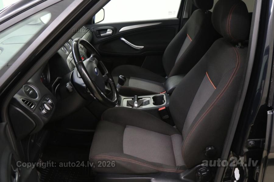Melns Ford S-Max 2011 Tallina, ar dzinēja tilpumu 2.00 L un nobraukumu 184 tūkst. km par 5999 €, foto 8 vietnē AUTOMOTO.COM.LV