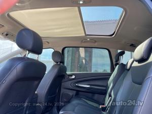 Melns Ford S-Max 2011 Tallina, ar dzinēja tilpumu 2.00 L un nobraukumu 271 tūkst. km par 2500 €, foto 9 vietnē AUTOMOTO.COM.LV