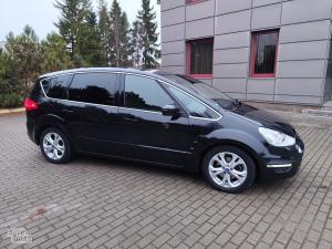 Black Ford S-Max 2012 in Mazeikiai, with an engine capacity of 2.20 L and mileage of 267 thousand km for 5400 €, photo 9 on AUTOMOTO.COM.LV