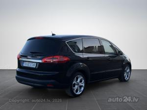 Black Ford S-Max 2012 in Parnu, with an engine capacity of 2.00 L and mileage of 229 thousand km for 6490 €, photo 5 on AUTOMOTO.COM.LV