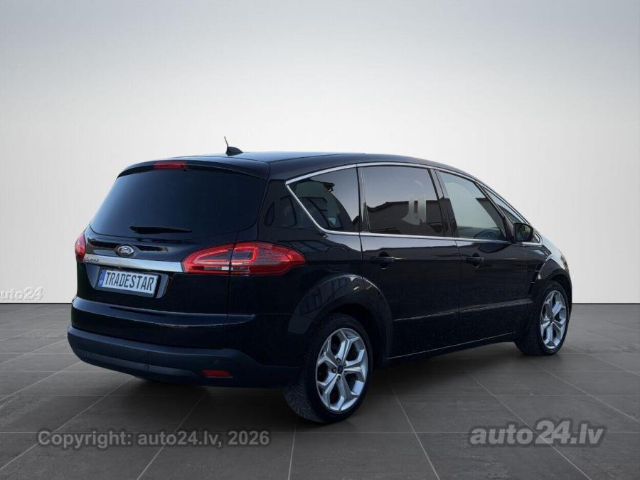 Black Ford S-Max 2012 in Parnu, with an engine capacity of 2.00 L and mileage of 229 thousand km for 6490 €, photo 5 on AUTOMOTO.COM.LV