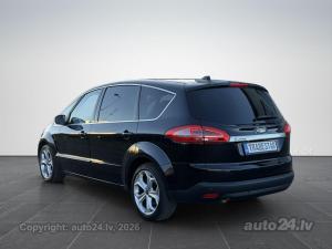 Black Ford S-Max 2012 in Parnu, with an engine capacity of 2.00 L and mileage of 229 thousand km for 6490 €, photo 7 on AUTOMOTO.COM.LV