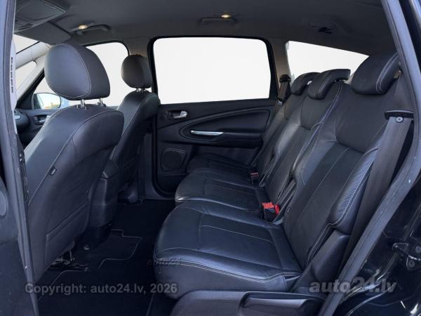 Melns Ford S-Max 2012 Pērnava, ar dzinēja tilpumu 2.00 L un nobraukumu 229 tūkst. km par 6490 €, foto 10 vietnē AUTOMOTO.COM.LV
