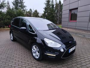 Black Ford S-Max 2012 in Mazeikiai, with an engine capacity of 2.20 L and mileage of 267 thousand km for 5300 €, photo 2 on AUTOMOTO.COM.LV