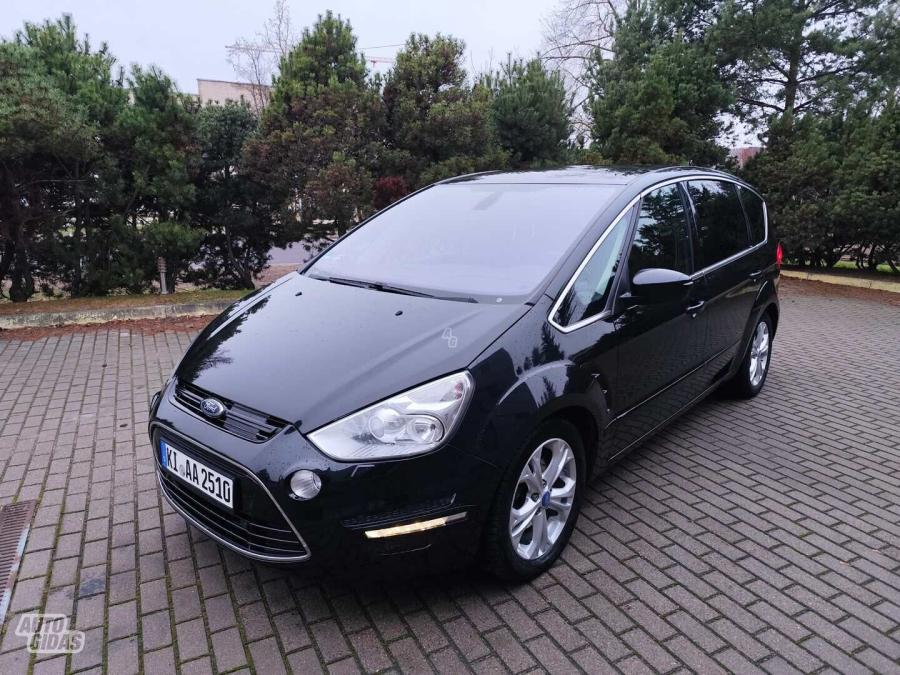 Black Ford S-Max 2012 in Mazeikiai, with an engine capacity of 2.20 L and mileage of 267 thousand km for 5300 €, photo 3 on AUTOMOTO.COM.LV