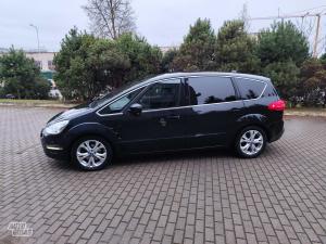 Black Ford S-Max 2012 in Mazeikiai, with an engine capacity of 2.20 L and mileage of 267 thousand km for 5300 €, photo 7 on AUTOMOTO.COM.LV