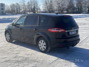 Black Ford S-Max 2012 in Tartu, with an engine capacity of 2.00 L and mileage of 316 thousand km for 4800 €, photo 3 on AUTOMOTO.COM.LV