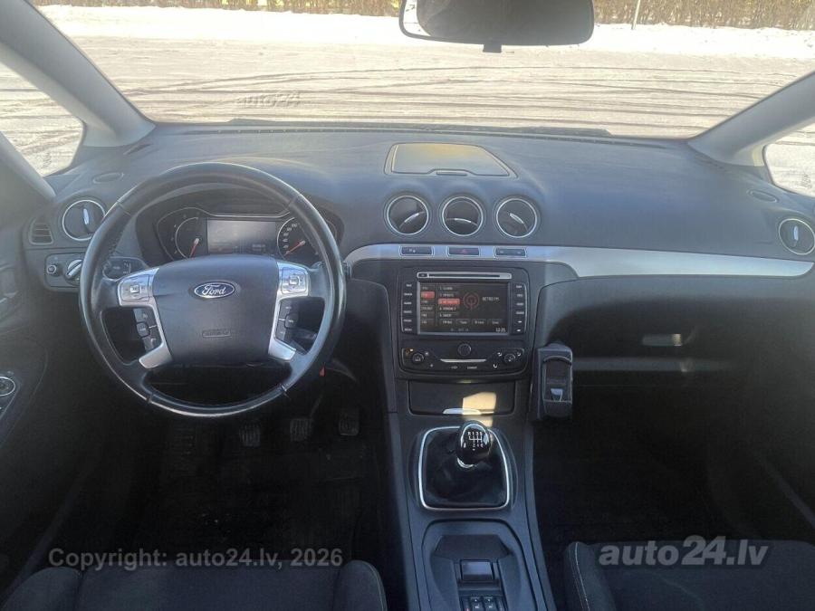 Black Ford S-Max 2012 in Tartu, with an engine capacity of 2.00 L and mileage of 316 thousand km for 4800 €, photo 5 on AUTOMOTO.COM.LV