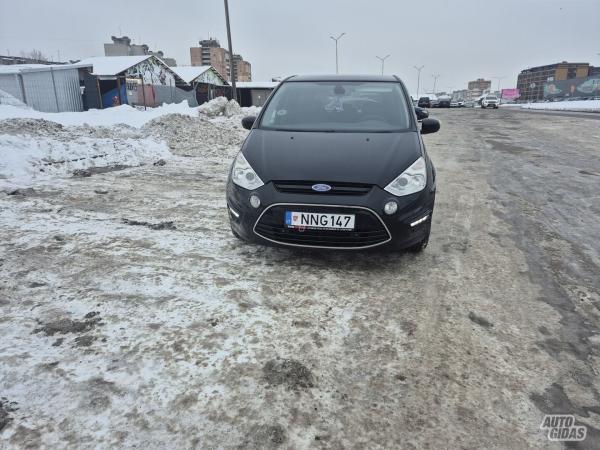 Black Ford S-Max 2012 in Kaunas, with an engine capacity of 2.00 L and mileage of 390 thousand km for 5500 €, photo 1 on AUTOMOTO.COM.LV
