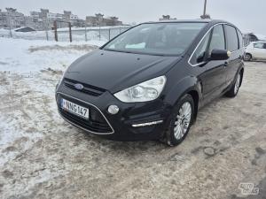 Black Ford S-Max 2012 in Kaunas, with an engine capacity of 2.00 L and mileage of 390 thousand km for 5500 €, photo 2 on AUTOMOTO.COM.LV