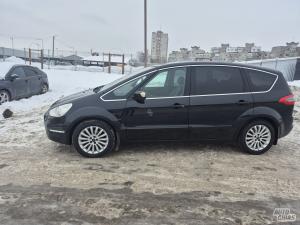 Black Ford S-Max 2012 in Kaunas, with an engine capacity of 2.00 L and mileage of 390 thousand km for 5500 €, photo 3 on AUTOMOTO.COM.LV