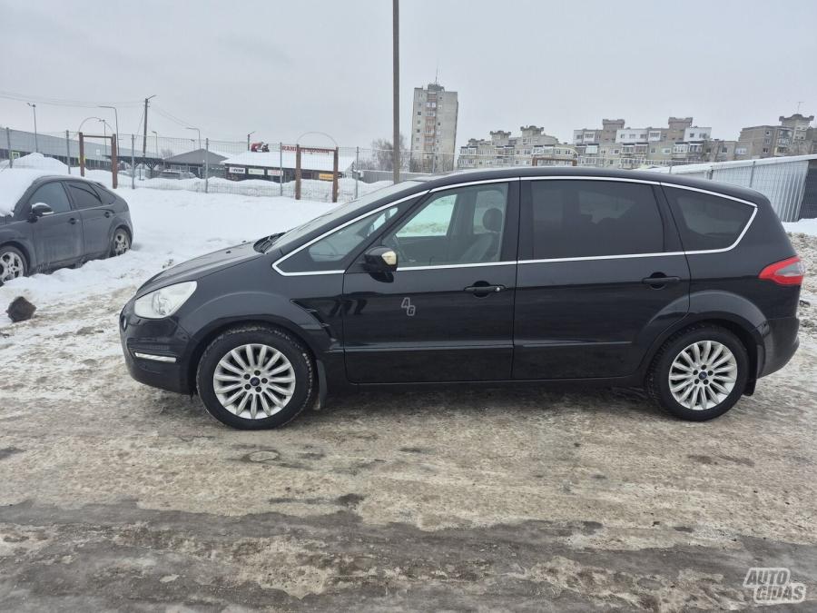 Black Ford S-Max 2012 in Kaunas, with an engine capacity of 2.00 L and mileage of 390 thousand km for 5500 €, photo 3 on AUTOMOTO.COM.LV