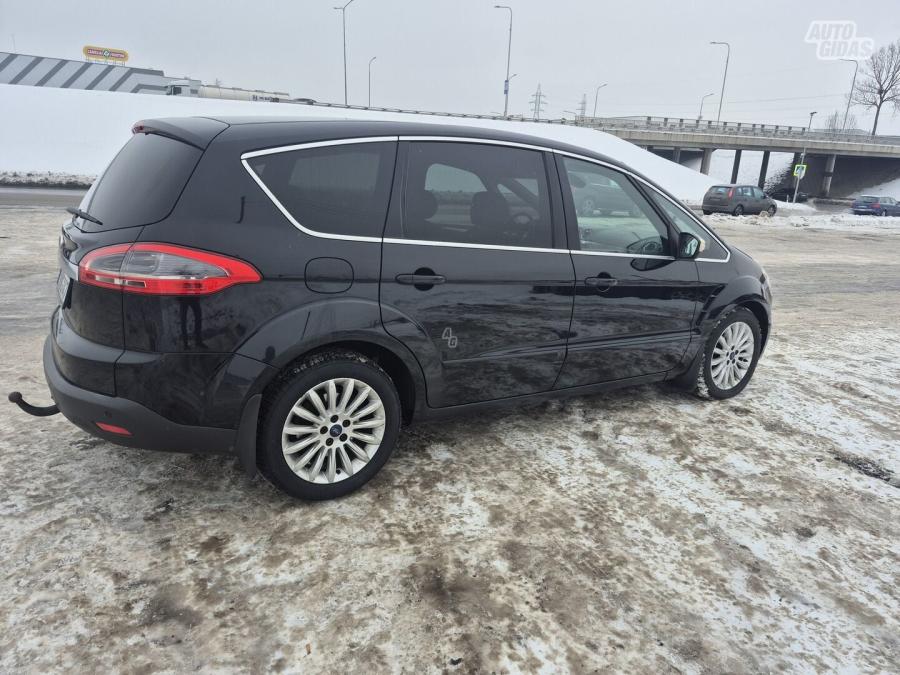 Black Ford S-Max 2012 in Kaunas, with an engine capacity of 2.00 L and mileage of 390 thousand km for 5500 €, photo 6 on AUTOMOTO.COM.LV