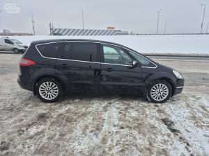 Black Ford S-Max 2012 in Kaunas, with an engine capacity of 2.00 L and mileage of 390 thousand km for 5500 €, photo 7 on AUTOMOTO.COM.LV