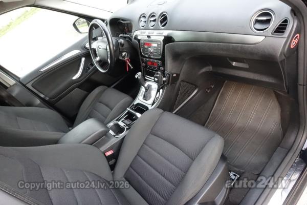 Melns Ford S-Max 2012 Tartu, ar dzinēja tilpumu 2.00 L un nobraukumu 310 tūkst. km par 7899 €, foto 9 vietnē AUTOMOTO.COM.LV