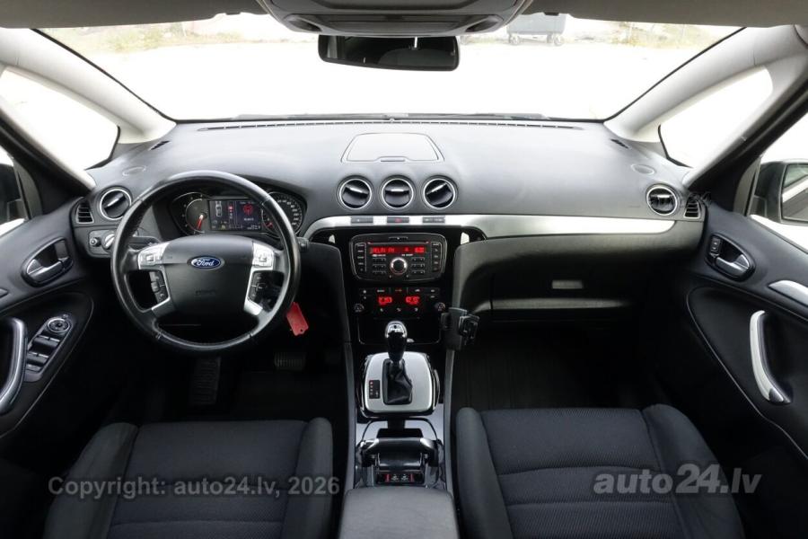 Melns Ford S-Max 2012 Tartu, ar dzinēja tilpumu 2.00 L un nobraukumu 310 tūkst. km par 7899 €, foto 18 vietnē AUTOMOTO.COM.LV
