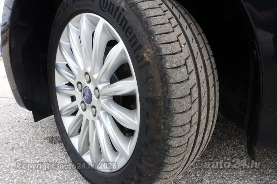 Melns Ford S-Max 2012 Tartu, ar dzinēja tilpumu 2.00 L un nobraukumu 310 tūkst. km par 7899 €, foto 25 vietnē AUTOMOTO.COM.LV