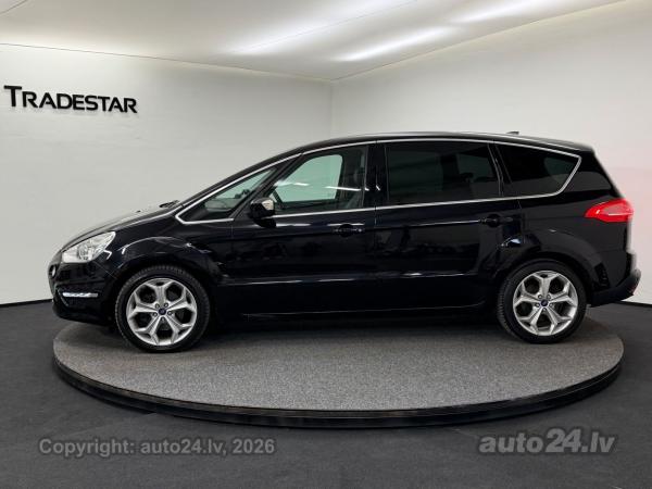 Melns Ford S-Max 2012 Pērnava, ar dzinēja tilpumu 2.00 L un nobraukumu 229 tūkst. km par 5490 €, foto 8 vietnē AUTOMOTO.COM.LV