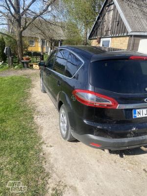 Melns Ford S-Max 2012 Panevēža, ar dzinēja tilpumu 2.00 L un nobraukumu 378 tūkst. km par 3000 €, foto 6 vietnē AUTOMOTO.COM.LV