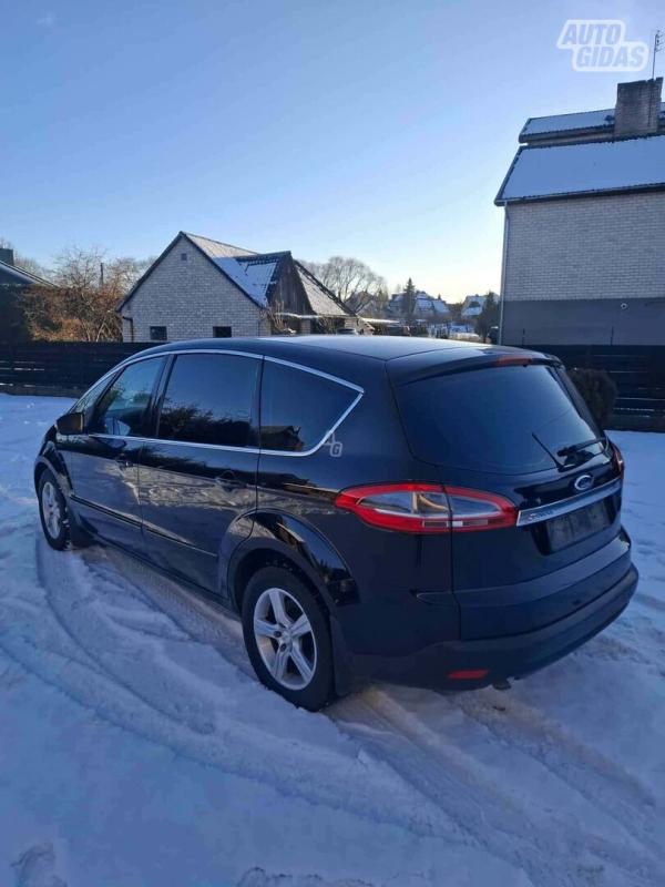 Black Ford S-Max 2013 in Telschi, with an engine capacity of 2.00 L and mileage of 226 thousand km for 5100 €, photo 4 on AUTOMOTO.COM.LV