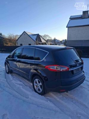 Melns Ford S-Max 2013 Telšiai, ar dzinēja tilpumu 2.00 L un nobraukumu 226 tūkst. km par 5100 €, foto 4 vietnē AUTOMOTO.COM.LV