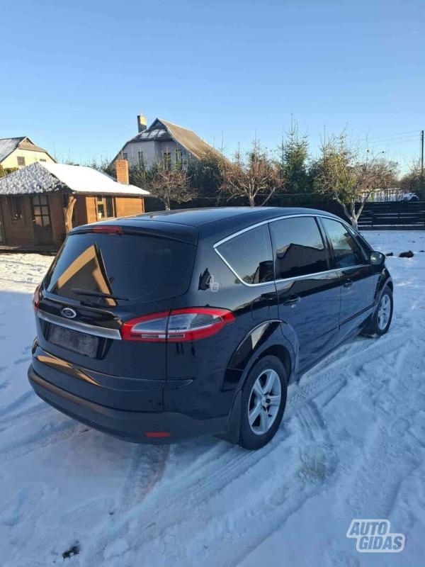 Black Ford S-Max 2013 in Telschi, with an engine capacity of 2.00 L and mileage of 226 thousand km for 5100 €, photo 6 on AUTOMOTO.COM.LV