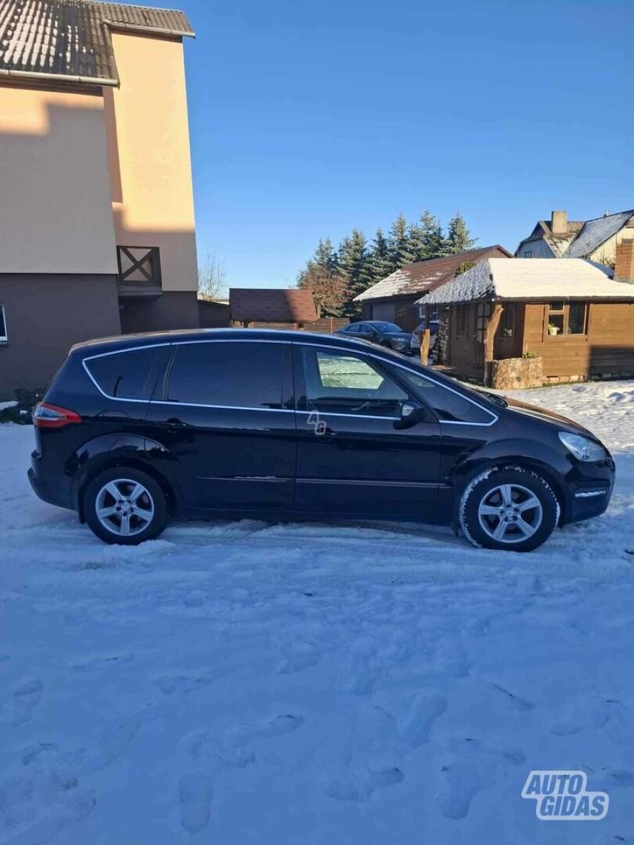 Melns Ford S-Max 2013 Telšiai, ar dzinēja tilpumu 2.00 L un nobraukumu 226 tūkst. km par 5100 €, foto 7 vietnē AUTOMOTO.COM.LV