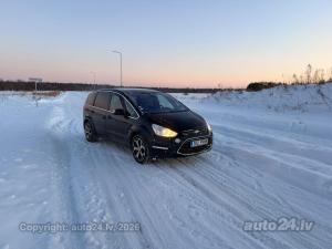 Black Ford S-Max 2013 in Tallinn, with an engine capacity of 2.20 L and mileage of 157 thousand km for 6900 €, photo  on AUTOMOTO.COM.LV
