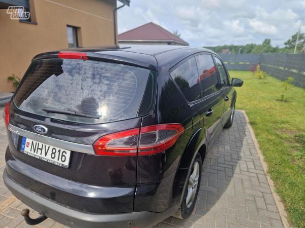 Black Ford S-Max 2013 in Klaipeda, with an engine capacity of 2.00 L and mileage of 271 thousand km for 4500 €, photo 2 on AUTOMOTO.COM.LV