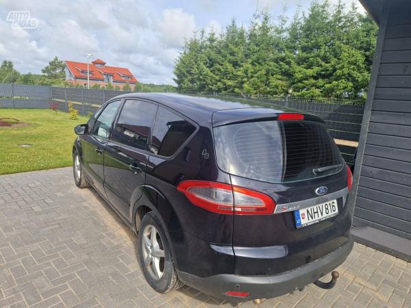 Black Ford S-Max 2013 in Klaipeda, with an engine capacity of 2.00 L and mileage of 271 thousand km for 4500 €, photo 3 on AUTOMOTO.COM.LV