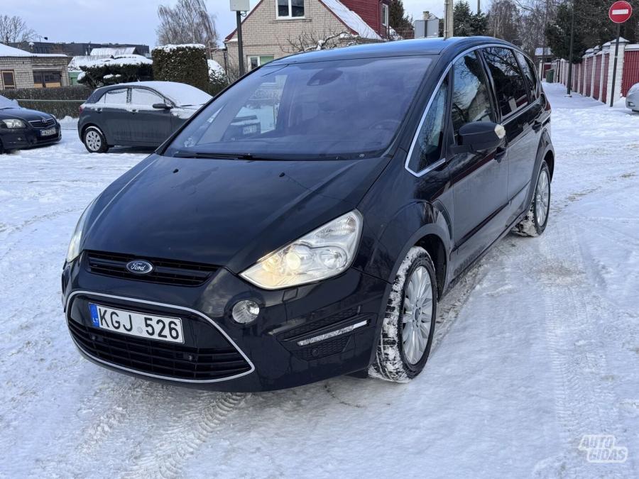 Black Ford S-Max 2014 in Kaunas, with an engine capacity of 2.00 L and mileage of 376 thousand km for 3999 €, photo 2 on AUTOMOTO.COM.LV