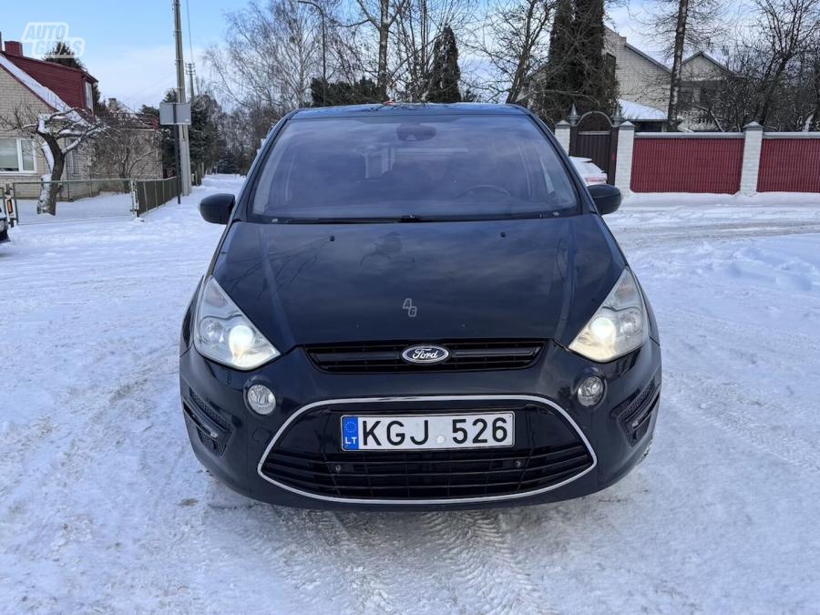 Black Ford S-Max 2014 in Kaunas, with an engine capacity of 2.00 L and mileage of 376 thousand km for 3999 €, photo 6 on AUTOMOTO.COM.LV