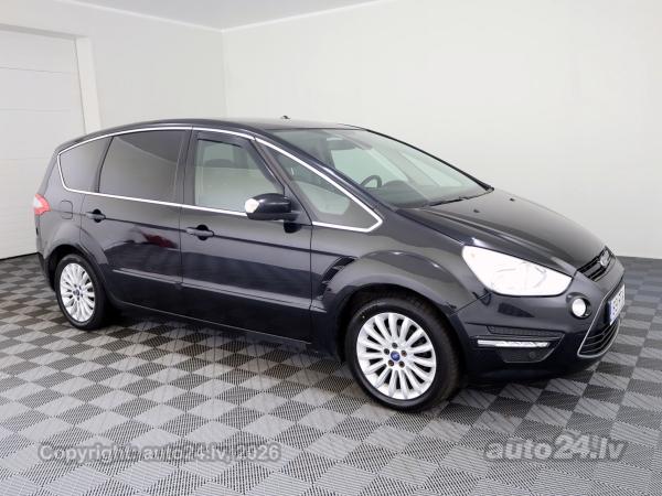 Black Ford S-Max 2014 in Tallinn, with an engine capacity of 2.00 L and mileage of 384 thousand km for 3799 €, photo 1 on AUTOMOTO.COM.LV