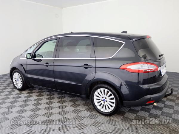 Black Ford S-Max 2014 in Tallinn, with an engine capacity of 2.00 L and mileage of 384 thousand km for 3799 €, photo 4 on AUTOMOTO.COM.LV