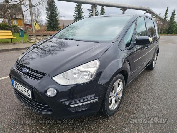 Black Ford S-Max 2014 in Paide, with an engine capacity of 2.00 L and mileage of 293 thousand km for 5490 €, photo 1 on AUTOMOTO.COM.LV