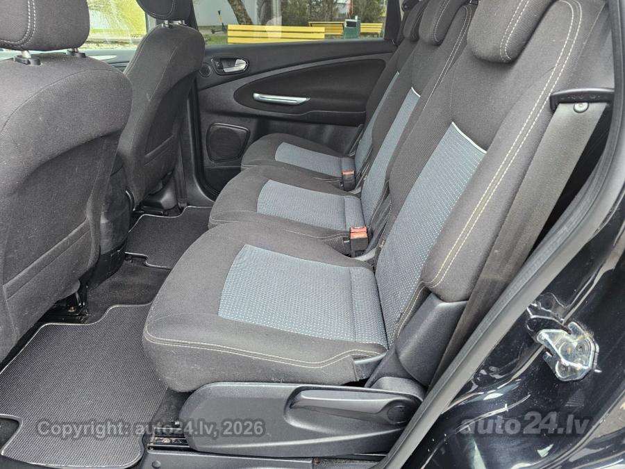 Black Ford S-Max 2014 in Paide, with an engine capacity of 2.00 L and mileage of 293 thousand km for 5490 €, photo 20 on AUTOMOTO.COM.LV