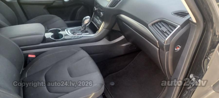 Black Ford S-Max 2015 in Tallinn, with an engine capacity of 2.00 L and mileage of 132 thousand km for 9999 €, photo 17 on AUTOMOTO.COM.LV