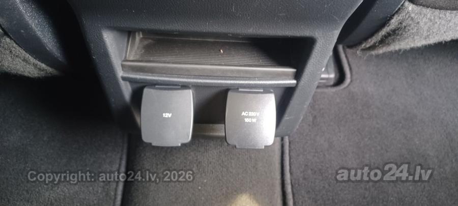 Black Ford S-Max 2015 in Tallinn, with an engine capacity of 2.00 L and mileage of 132 thousand km for 9999 €, photo 19 on AUTOMOTO.COM.LV
